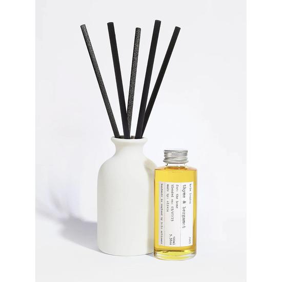 Helm London Thyme & Bergamot Ceramic Reed Diffuser | Cosmetify